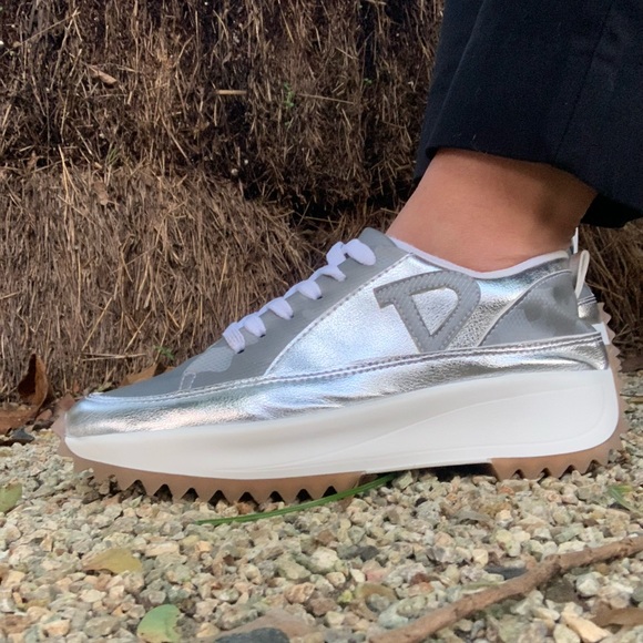 David Isaac | Shoes | Comfortable Tenis Shoes From David Isaac | Poshmark